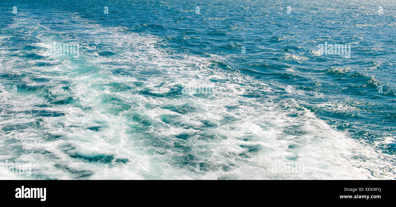 Tropical ocean water wake hi-res stock photography and images - Alamy