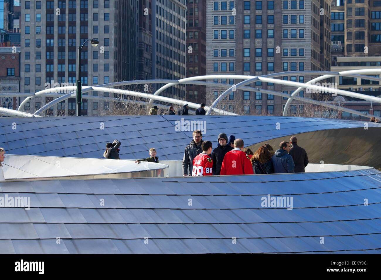 Bp pedestrian bridge millennium park hi-res stock photography and ...