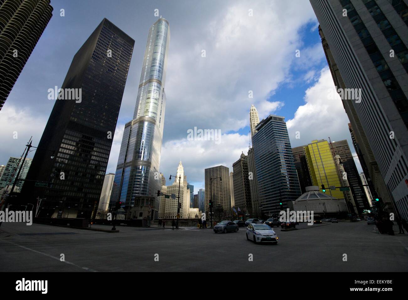 Chicago wacker drive hi-res stock photography and images - Alamy