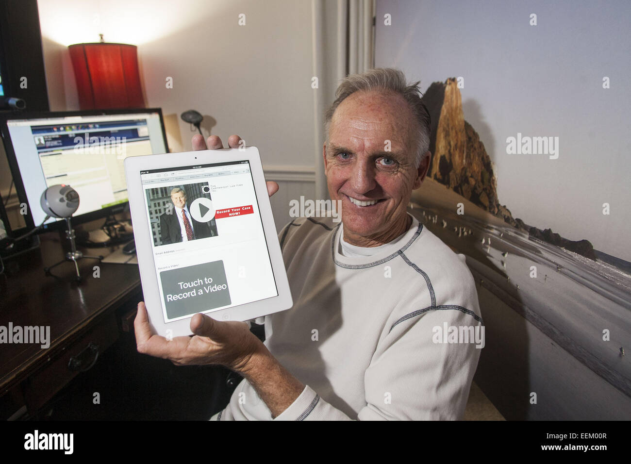 Los Angeles, California, USA. 1st Dec, 2014. Bill Kerbox, a Malibu real ...