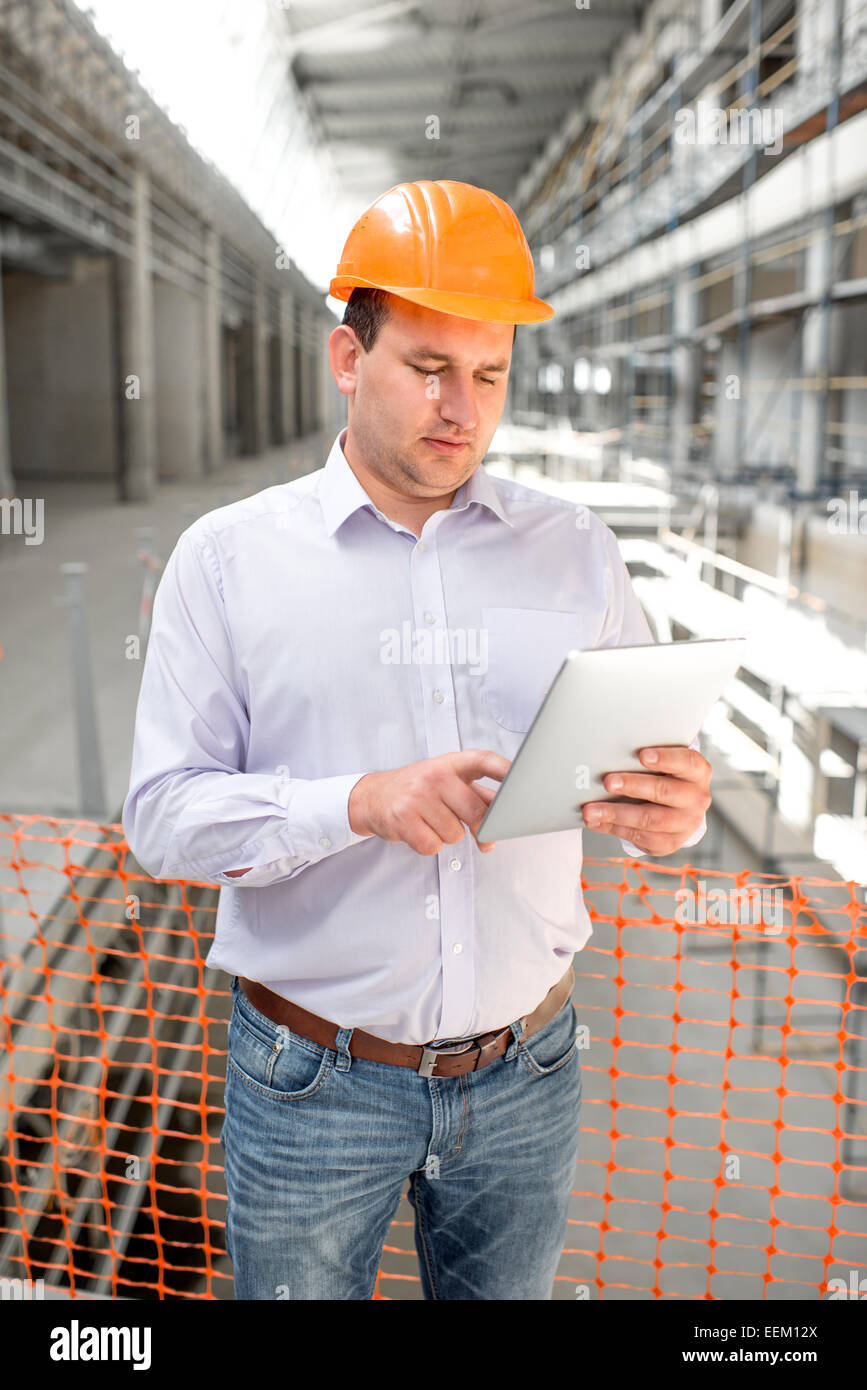 Fat builder hi-res stock photography and images - Alamy