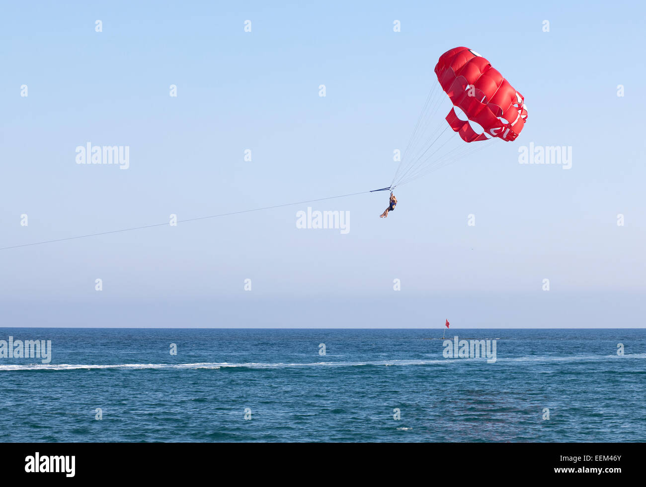 Paraseling hi-res stock photography and images - Alamy
