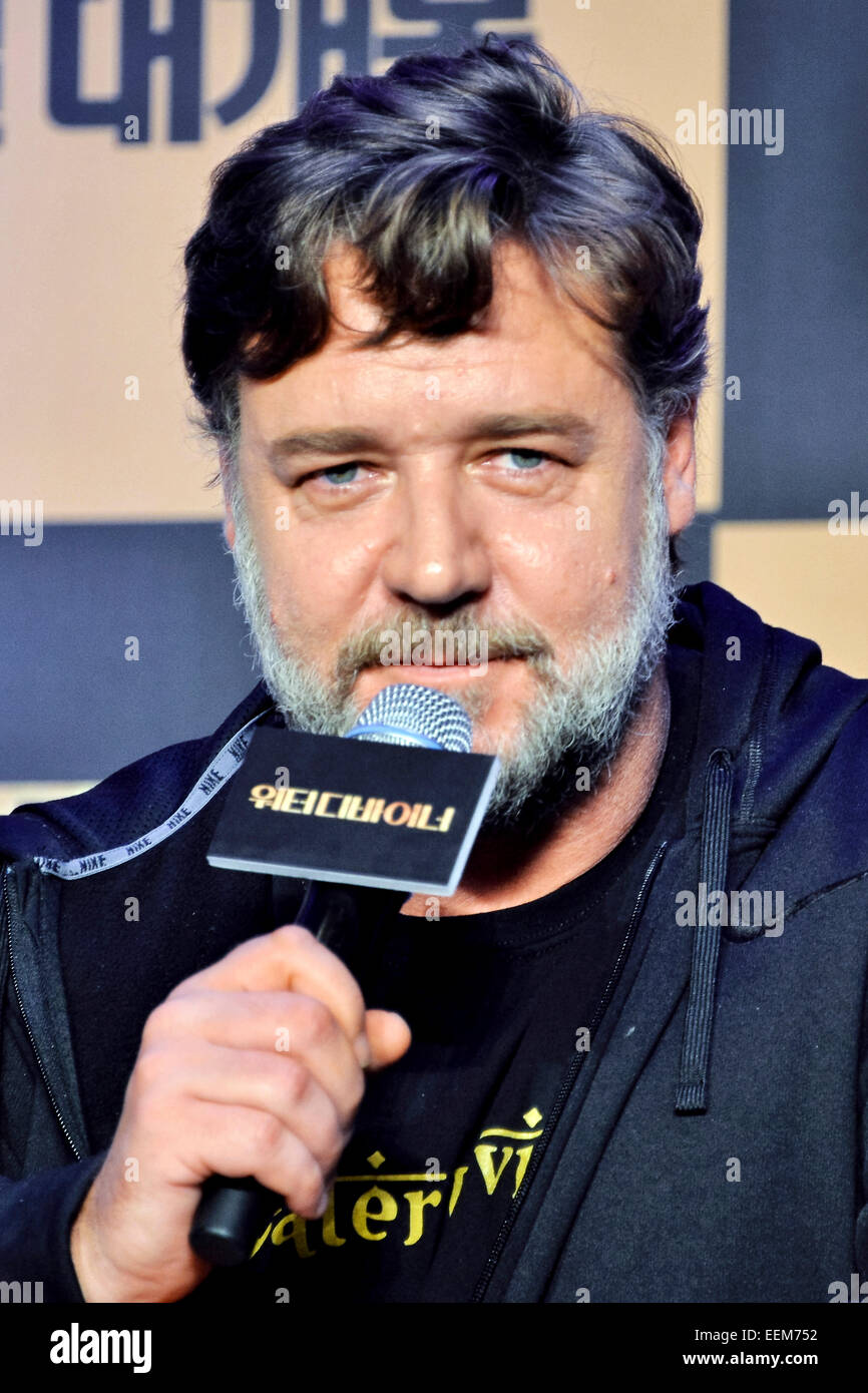 Actor Russell Crowe attends the press conference for 'The Water Diviner ...