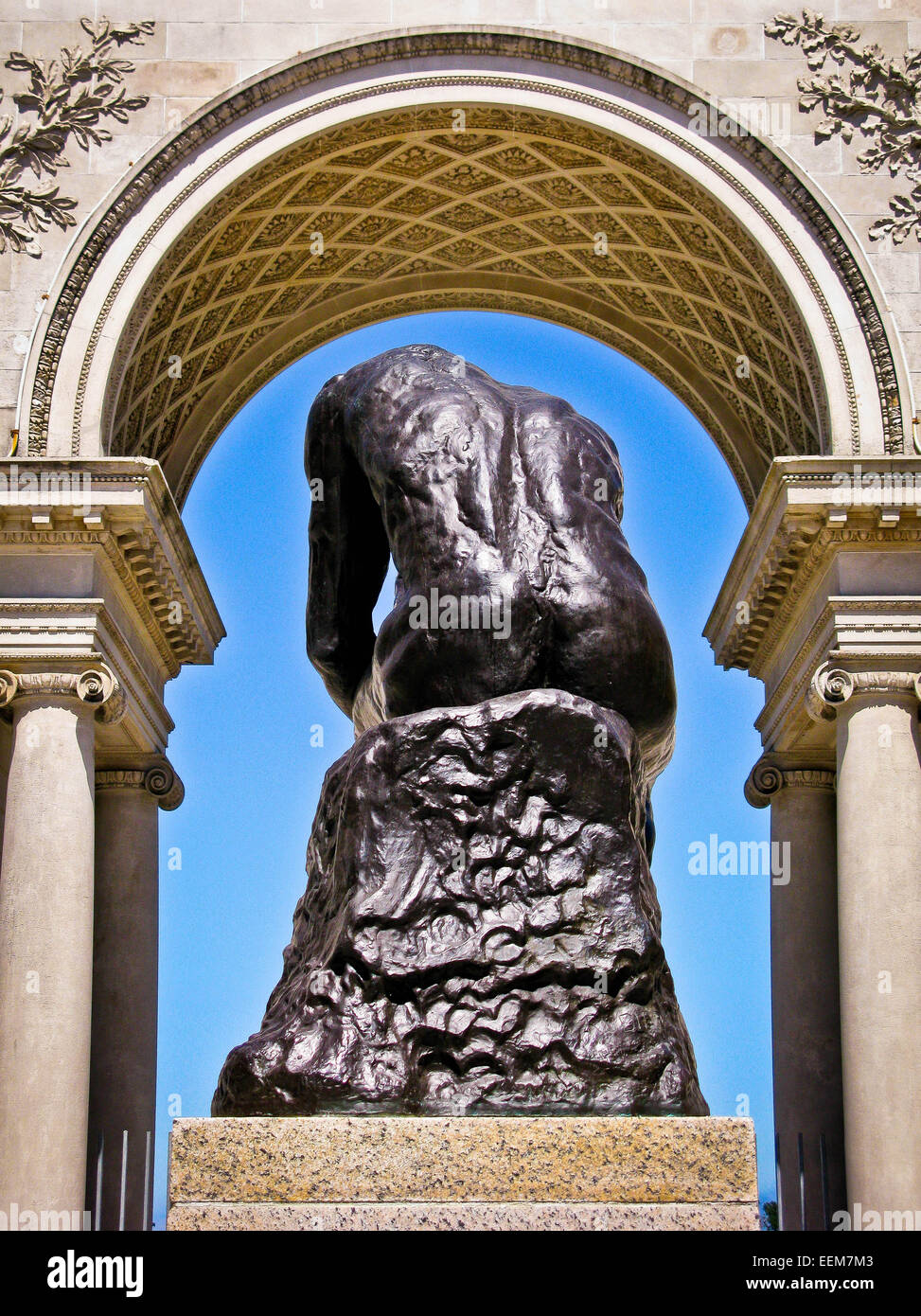 The thinker statue rear hi-res stock photography and images - Alamy