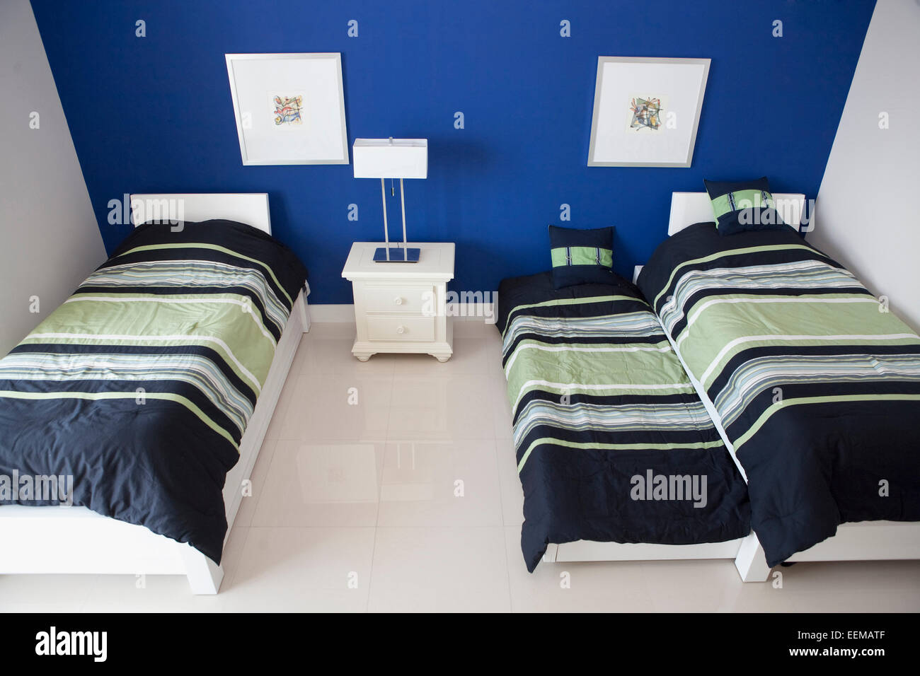 High modern headboard bedroom interior hi-res stock photography and ...