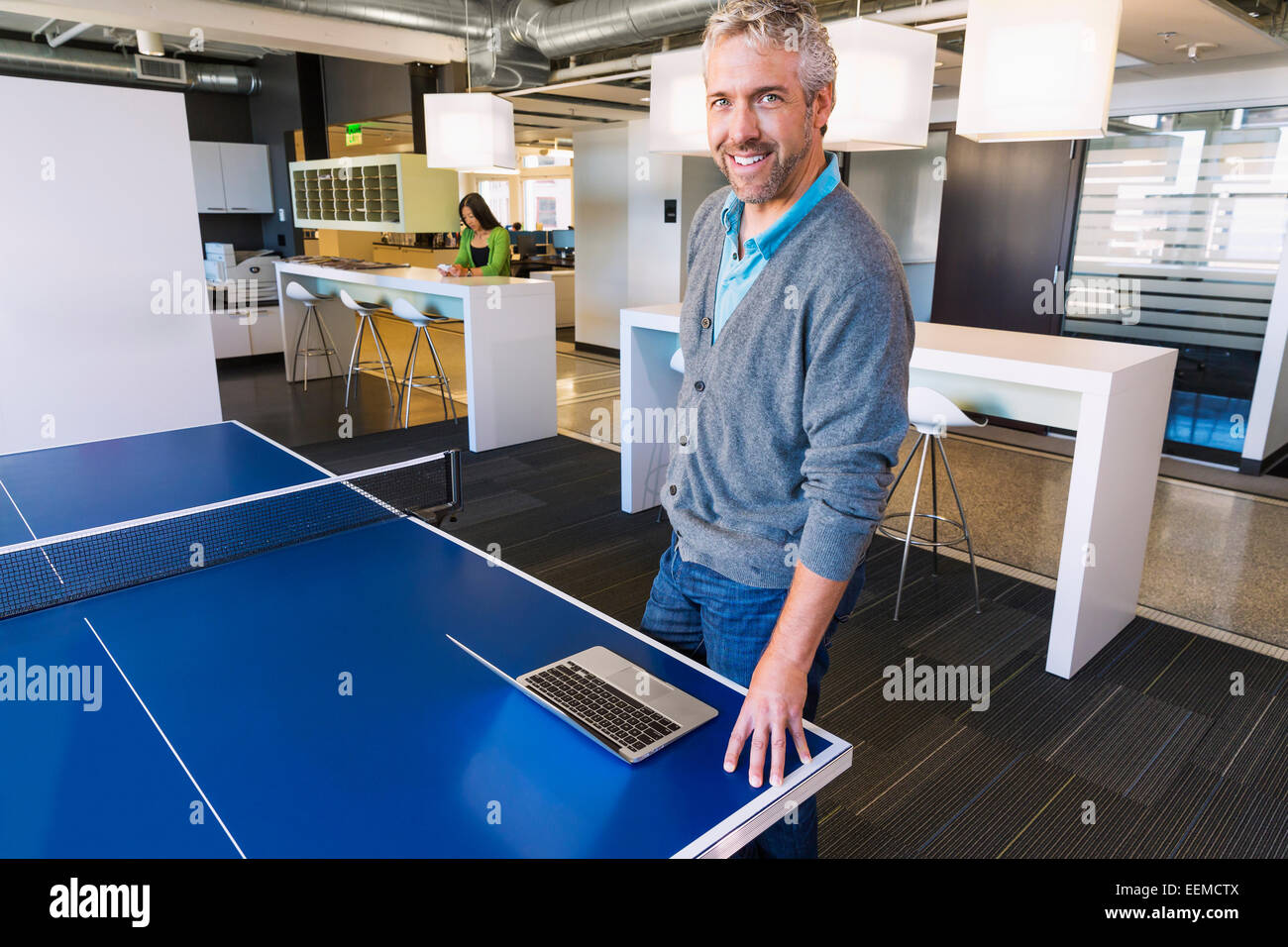 Table tennis table in office hi-res stock photography and images - Alamy
