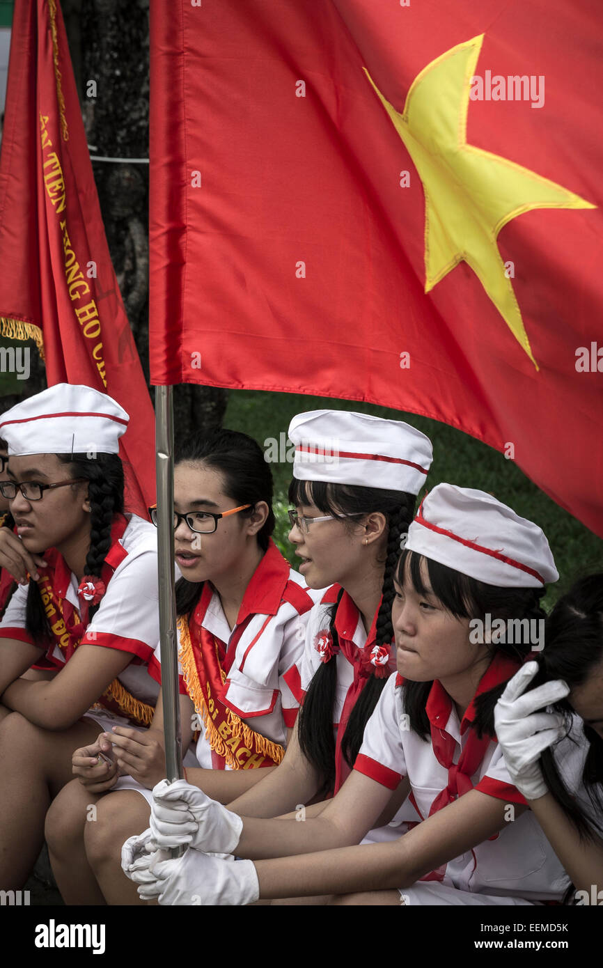 Vietnamese school uniform hi-res stock photography and images - Alamy