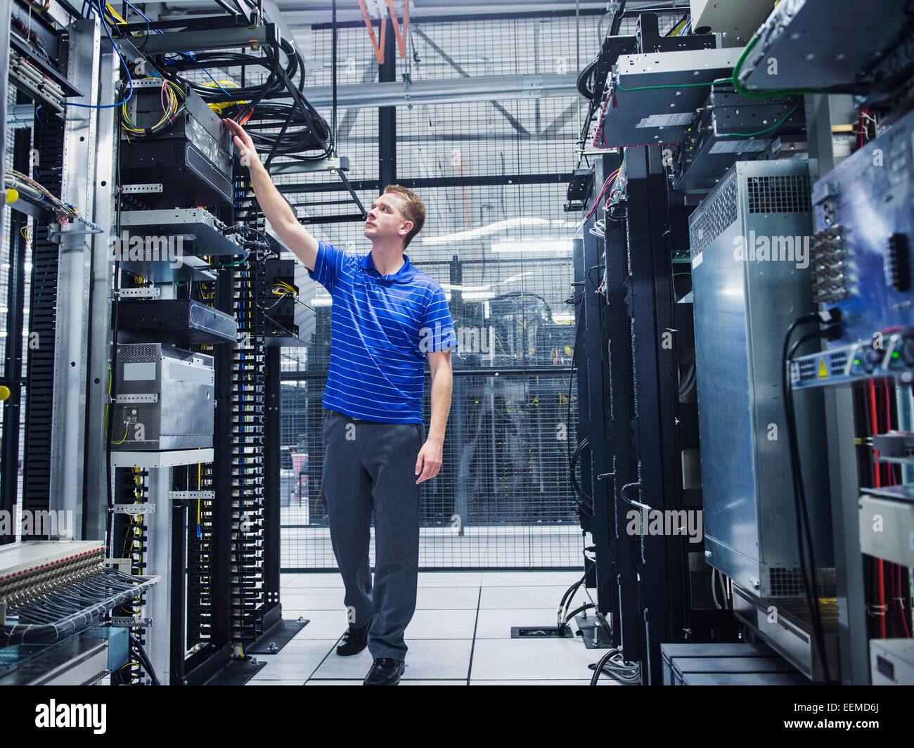 Serious technician hi-res stock photography and images - Alamy