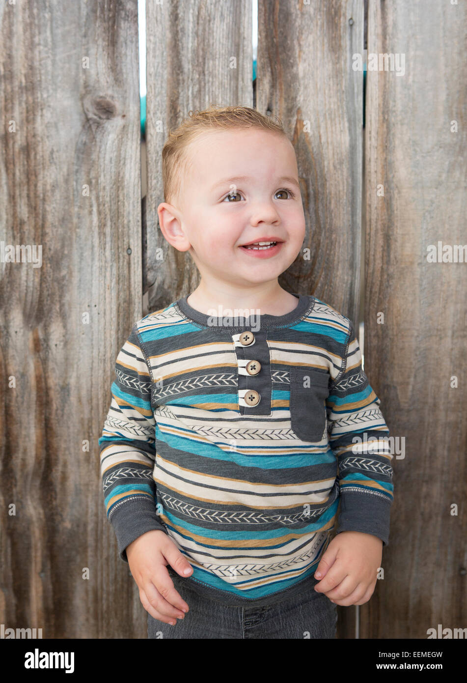 Wooden barrier fence hi-res stock photography and images - Alamy