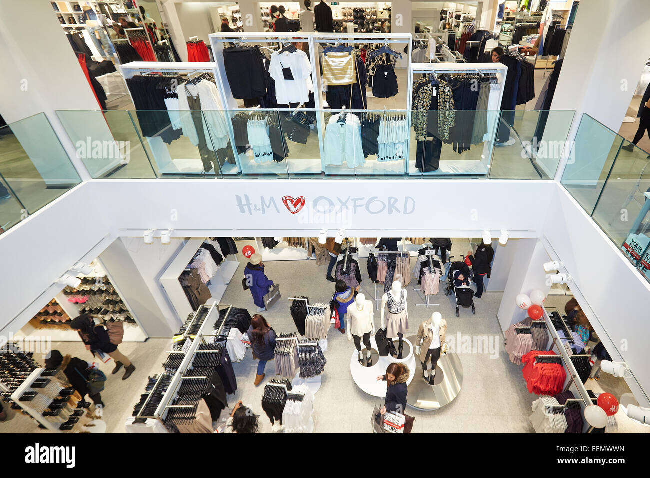 H&m interior hi-res stock photography and images - Alamy