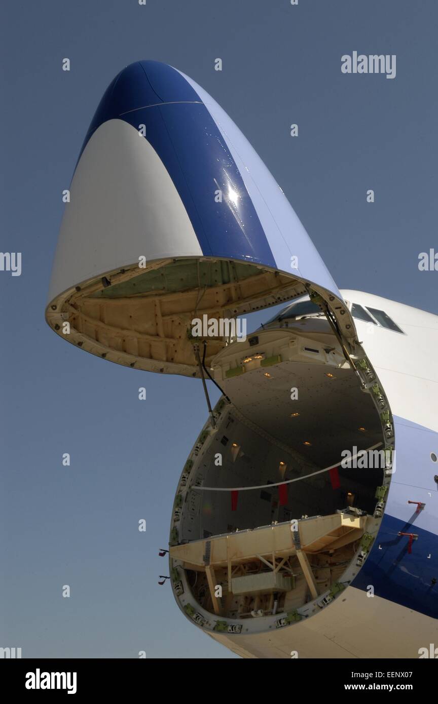 Boeing 747 cargo loading hi-res stock photography and images - Alamy