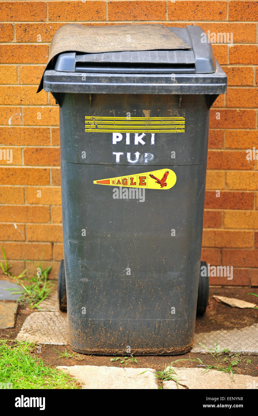 Household brick hi-res stock photography and images - Alamy