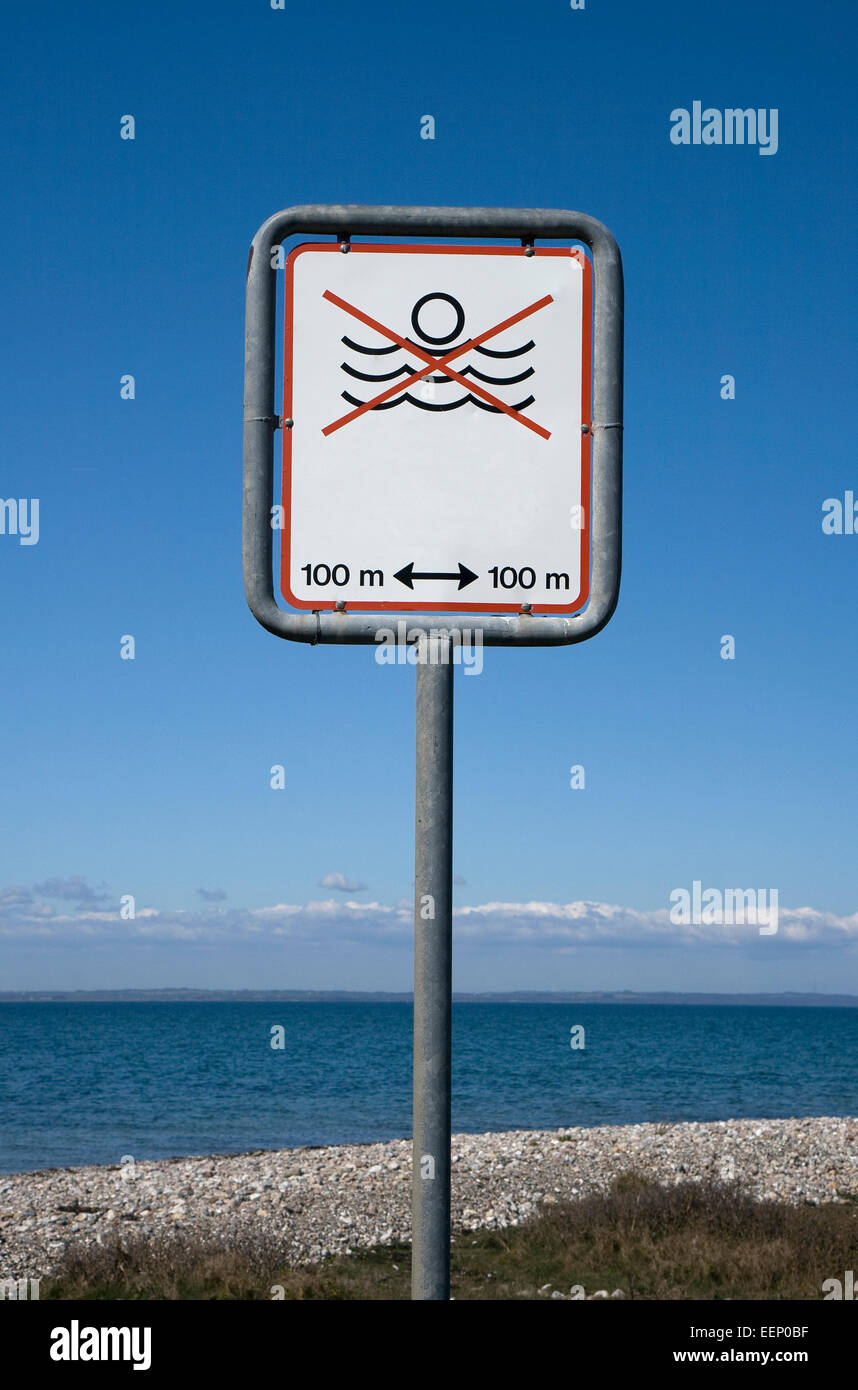 Swimming prohibited sign hi-res stock photography and images - Alamy