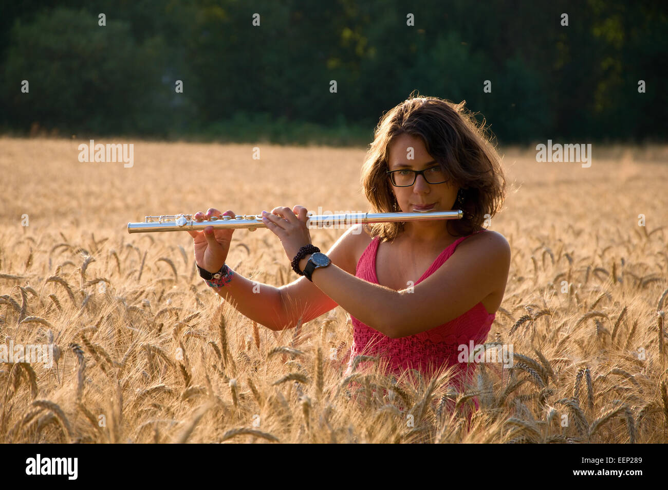 Flutist hi-res stock photography and images - Alamy