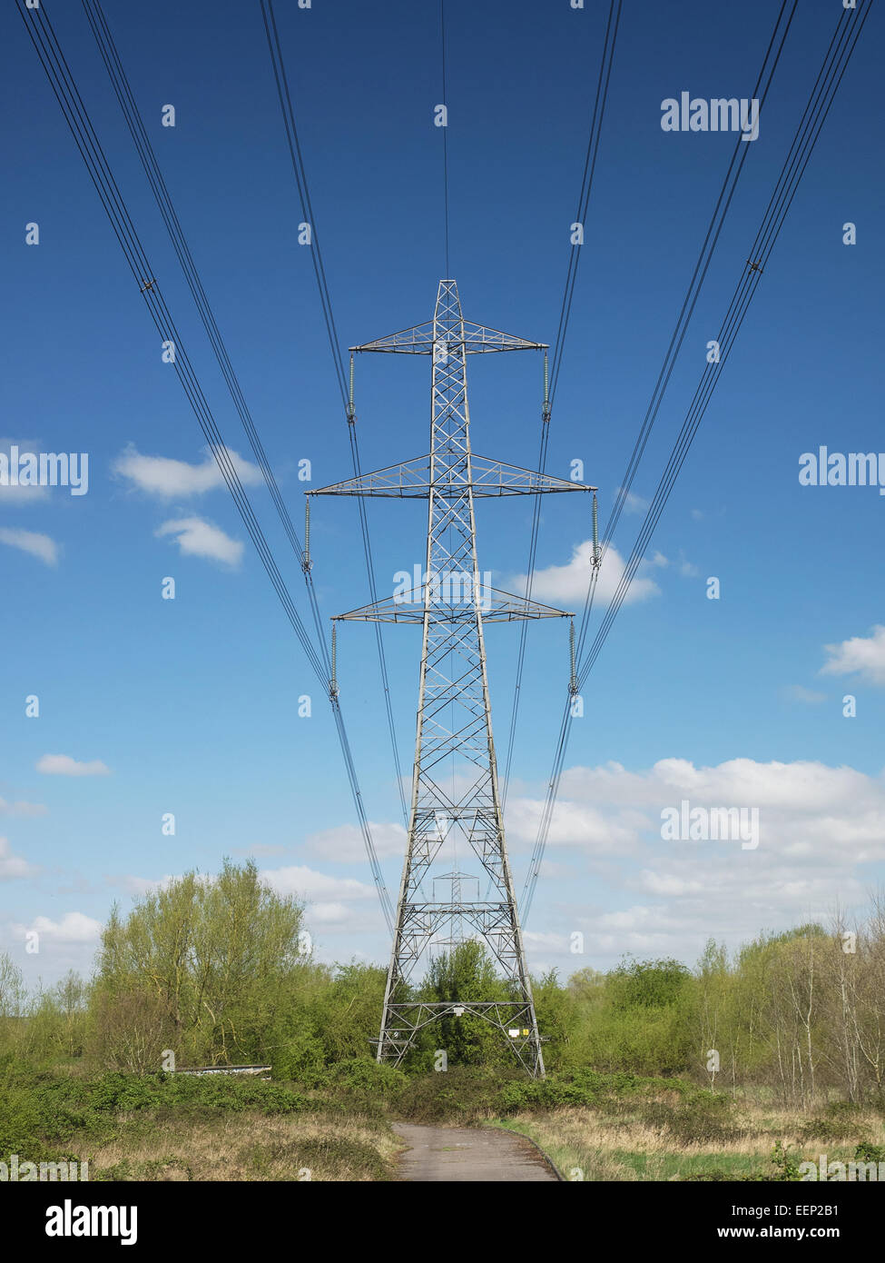Uk national grid electricity pylon hi-res stock photography and images ...