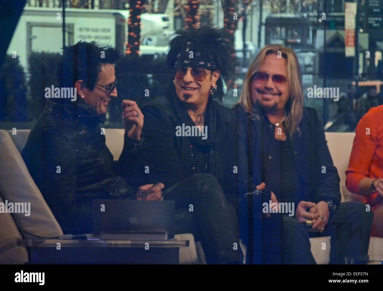 Tommy lee nikki sixx vince neil celebrity candids tue paparazziec hi ...