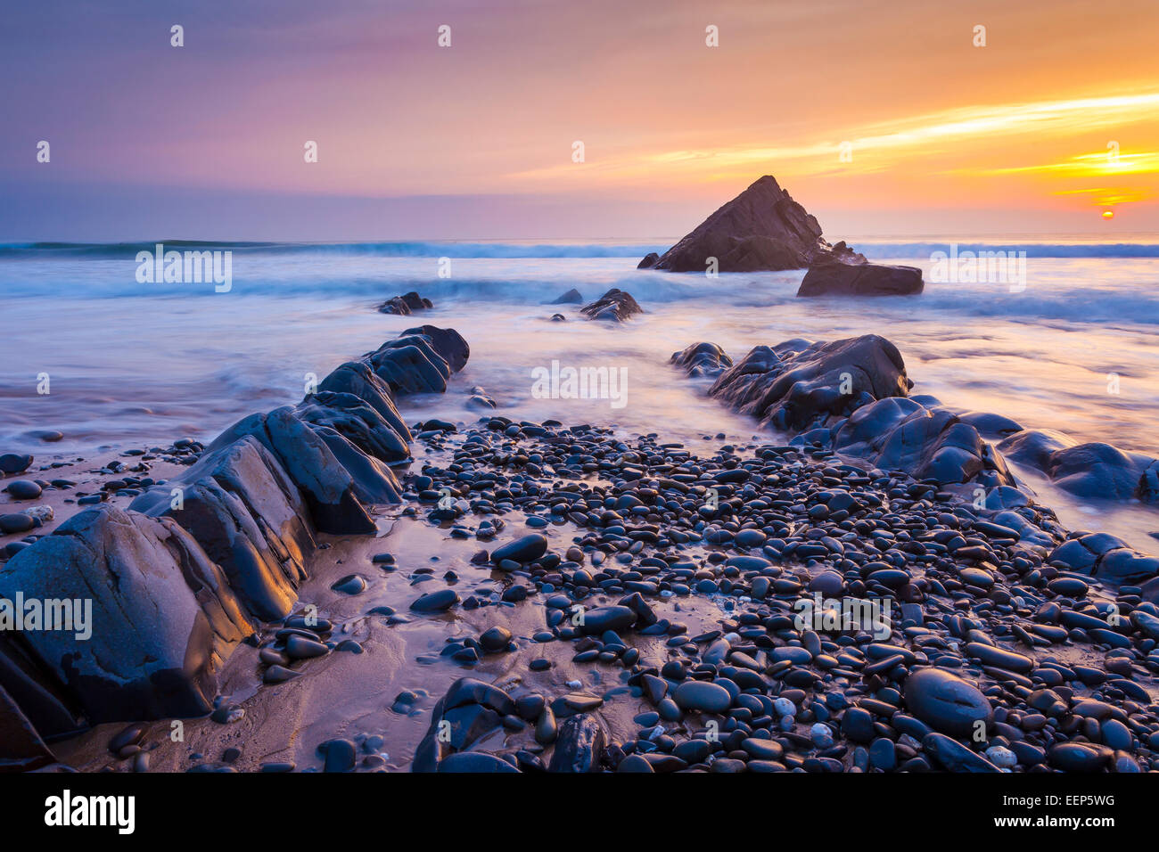 Cornwall at sunset hi-res stock photography and images - Alamy