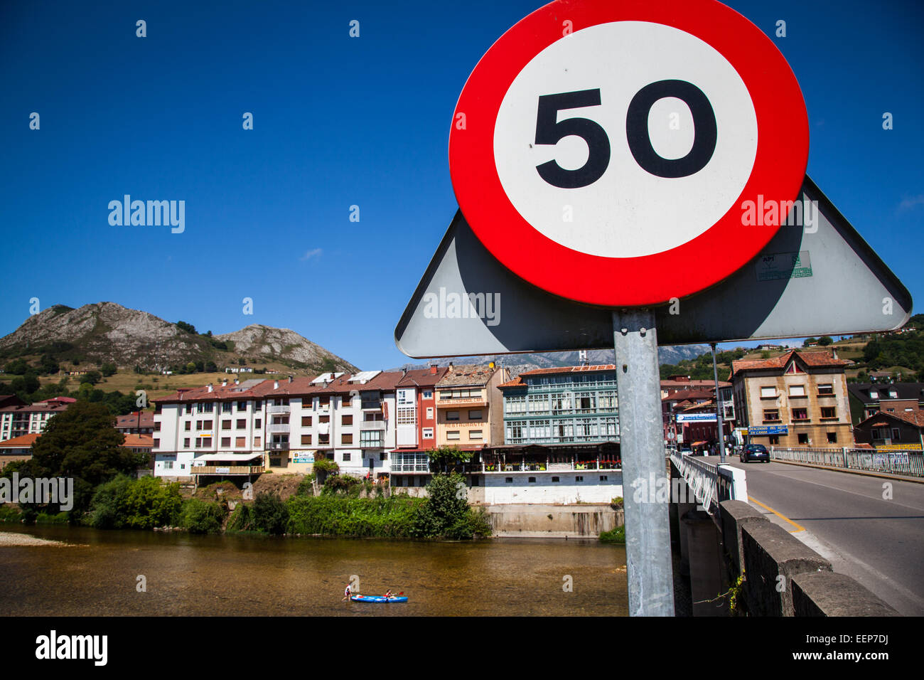 Speed limits spain hi-res stock photography and images - Alamy