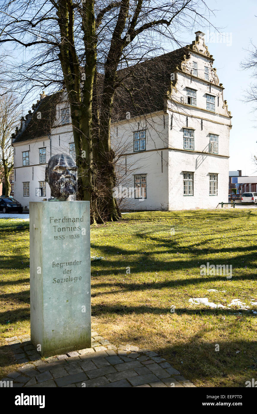 Image of a statue of the founder of sociology and the gatehouse in ...