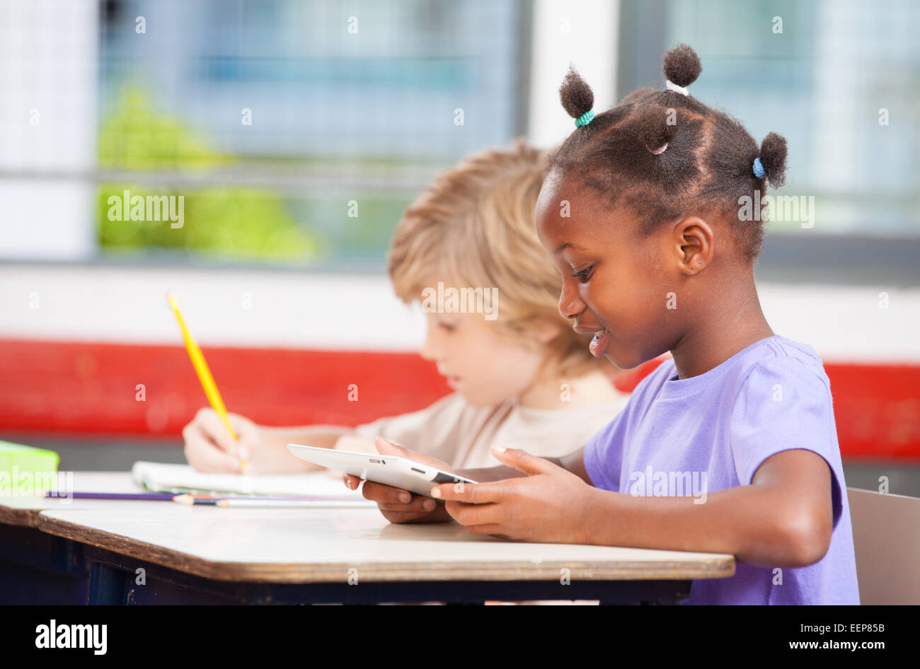 Parents school teacher classroom hi-res stock photography and images ...