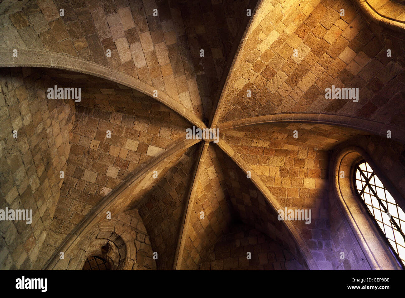Vaulted ceiling church architecture hi-res stock photography and images ...