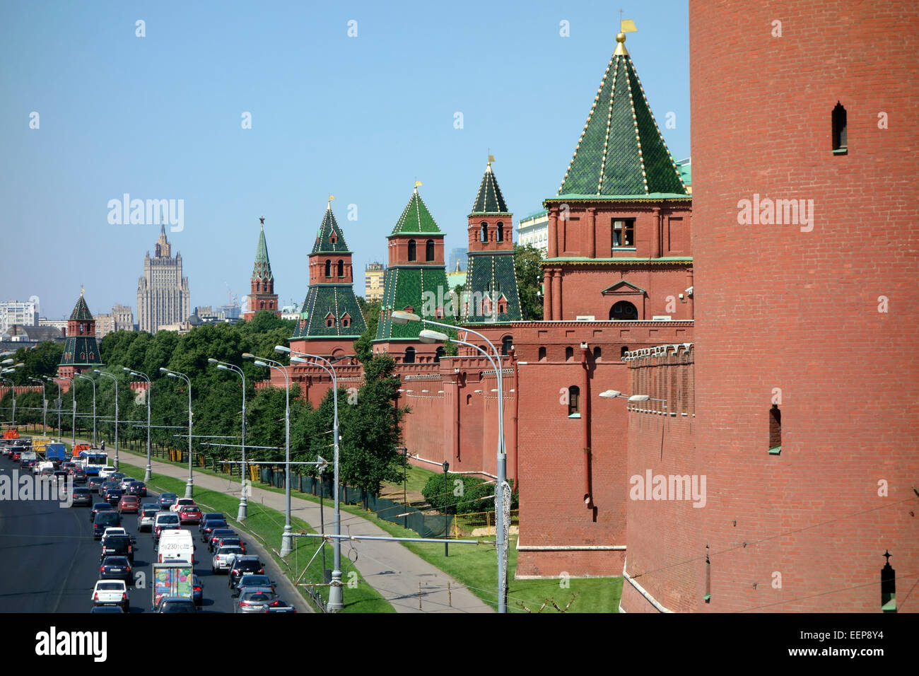 Kremlin wall and Kremlin towers, Moscow, Russia Stock Photo - Alamy