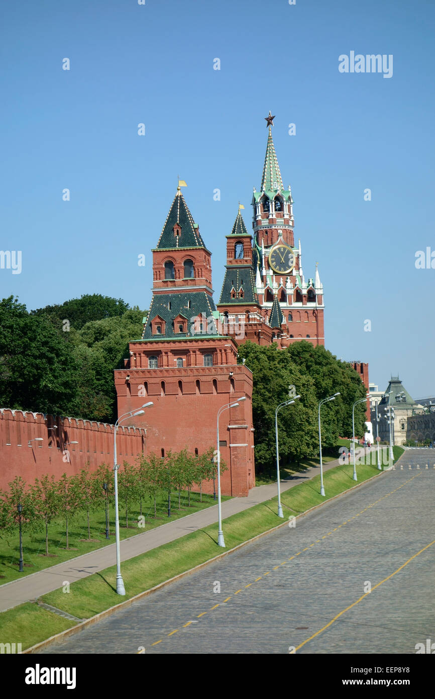 Red brick towers hi-res stock photography and images - Alamy