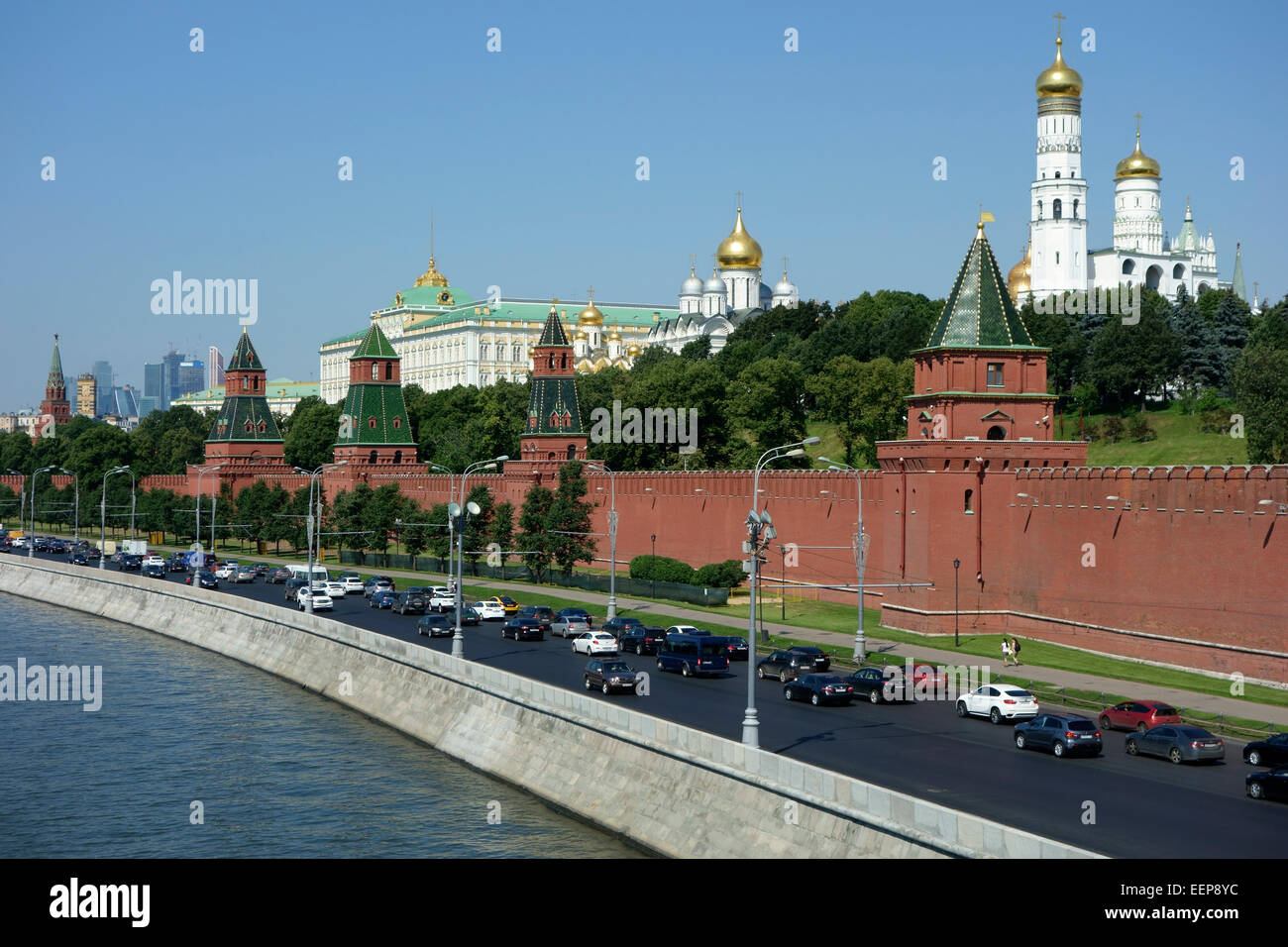 View of the Kremlin wall, towers, cathedral churches and palaces ...