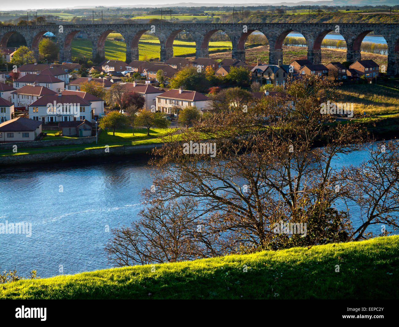 Royal Border Bridge at Berwick Upon Tweed Northumberland UK designed by ...