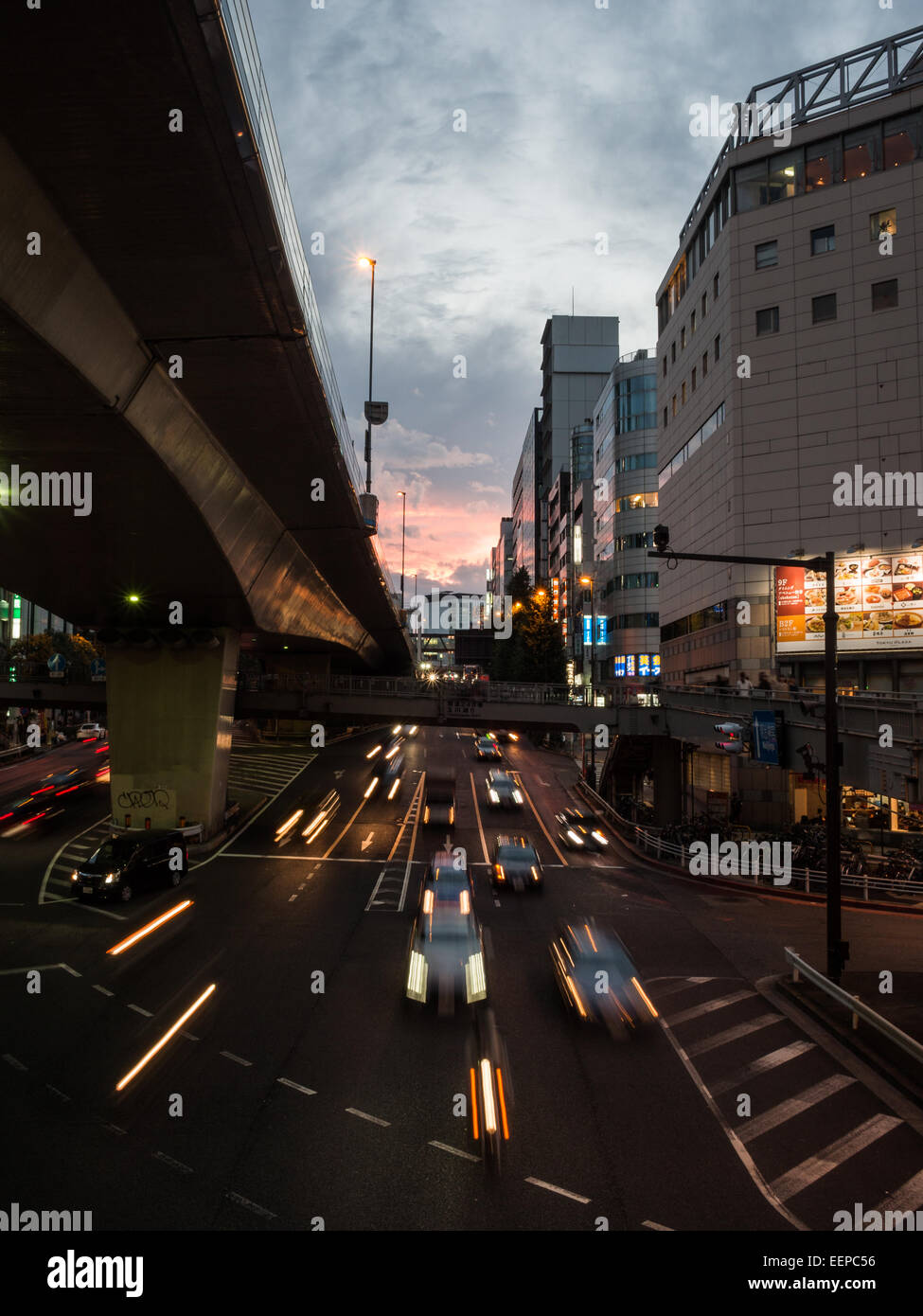 City landscape movement cars sun hi-res stock photography and images ...