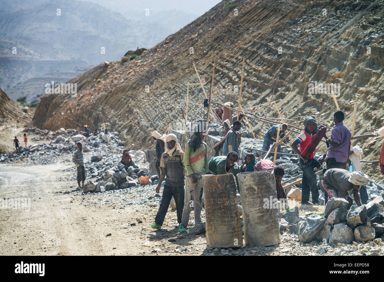 road workers in Ethiopia, Africa Stock Photo - Alamy