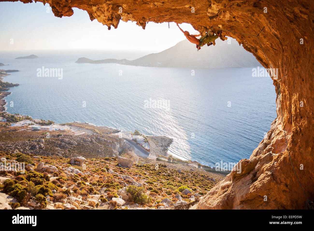 Extreme cave hi-res stock photography and images - Alamy