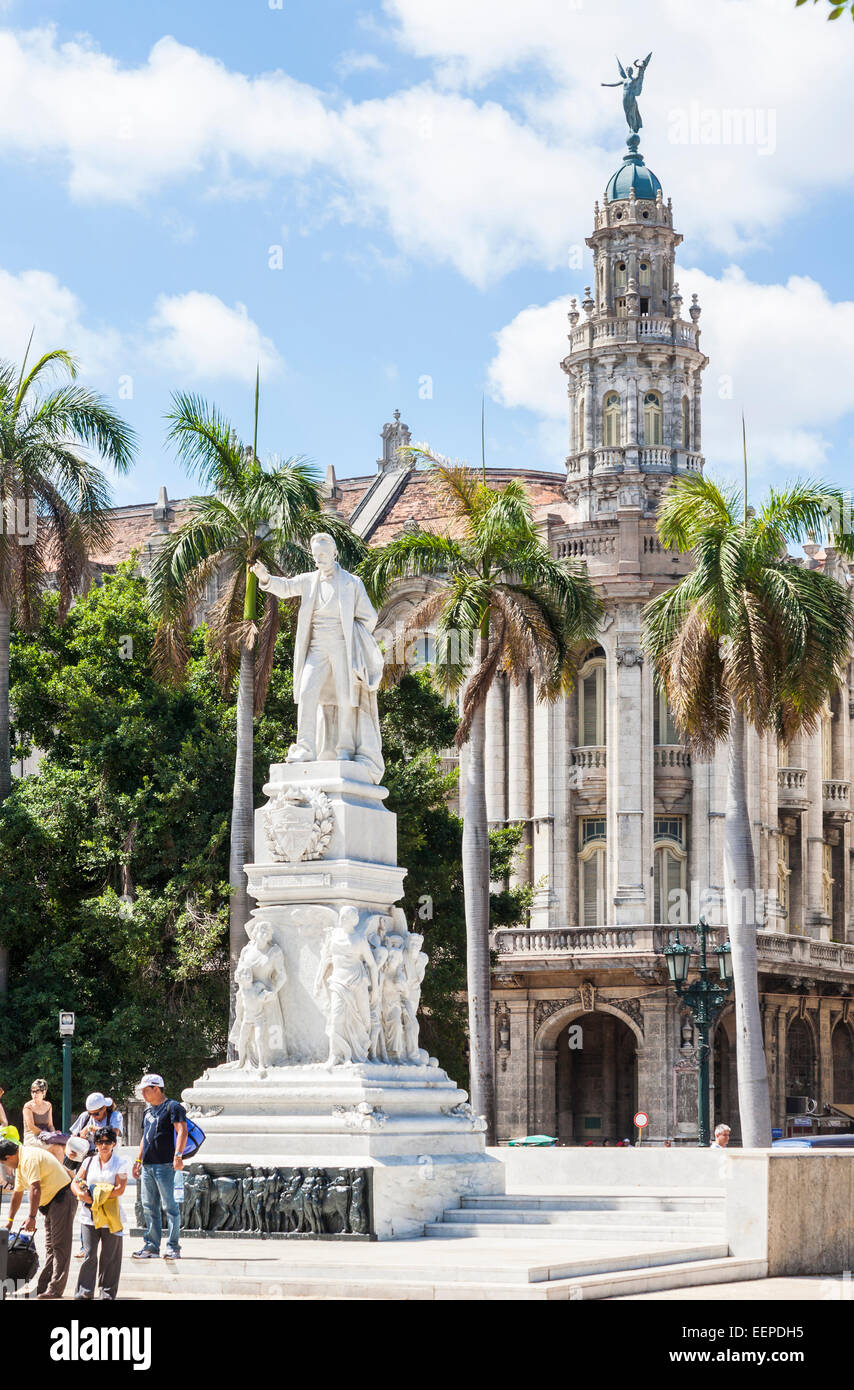 Statue of Cuban national hero and revolutionary philosopher Jose Marti ...