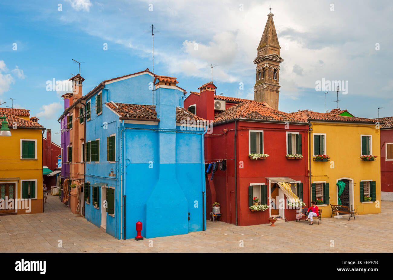 Colorful red blue houses hi-res stock photography and images - Alamy