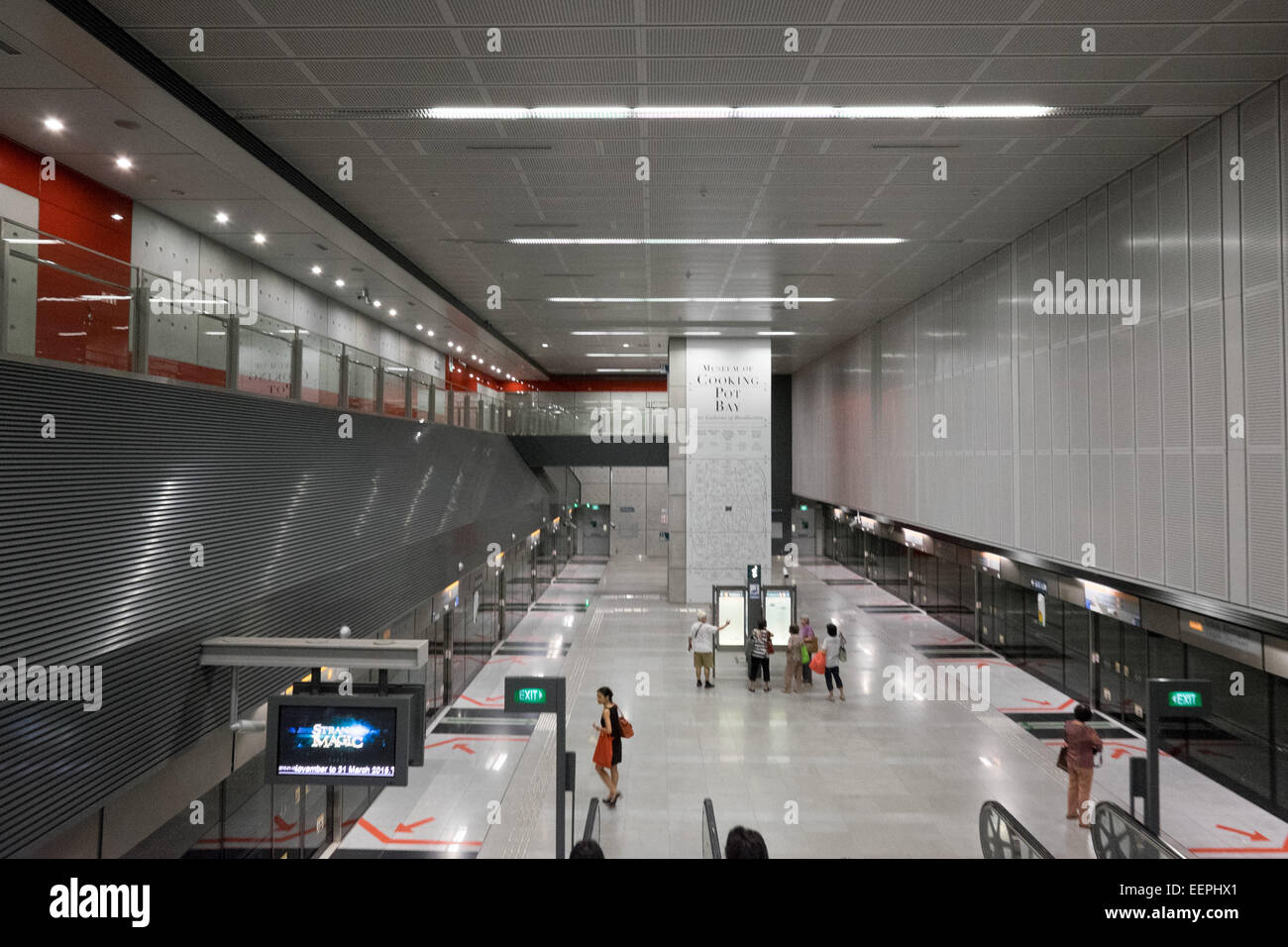 Inside a Singapore MRT metro station Stock Photo - Alamy