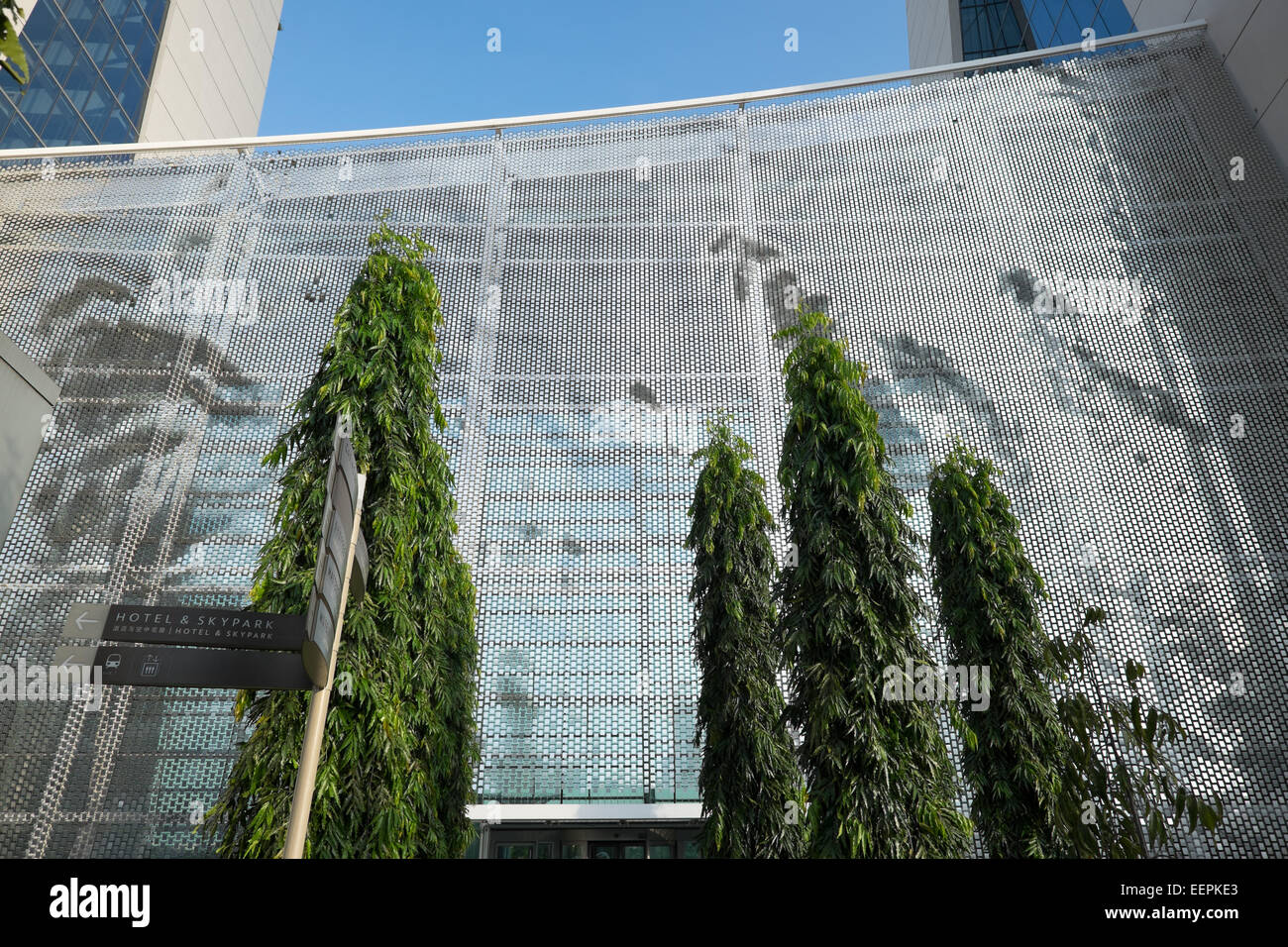 Wind Arbor, kinetic art sculpture at the Marina Bay Sands hotel an ...