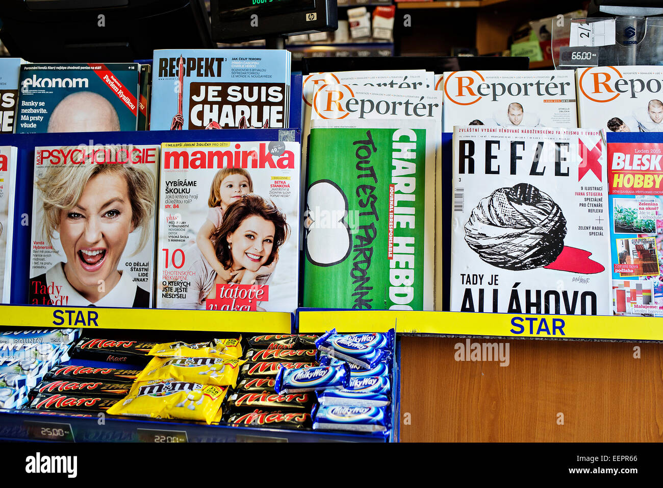 Newspaper stand, Charlie Hebdo, magazine Stock Photo - Alamy