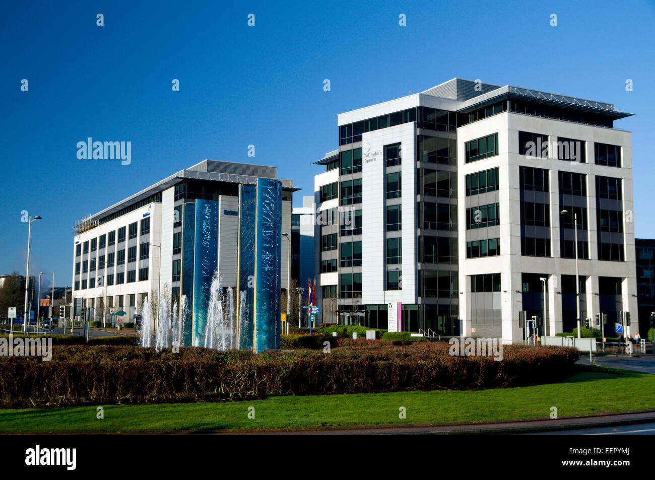 Callaghan square water feature offices modern wales hi-res stock ...