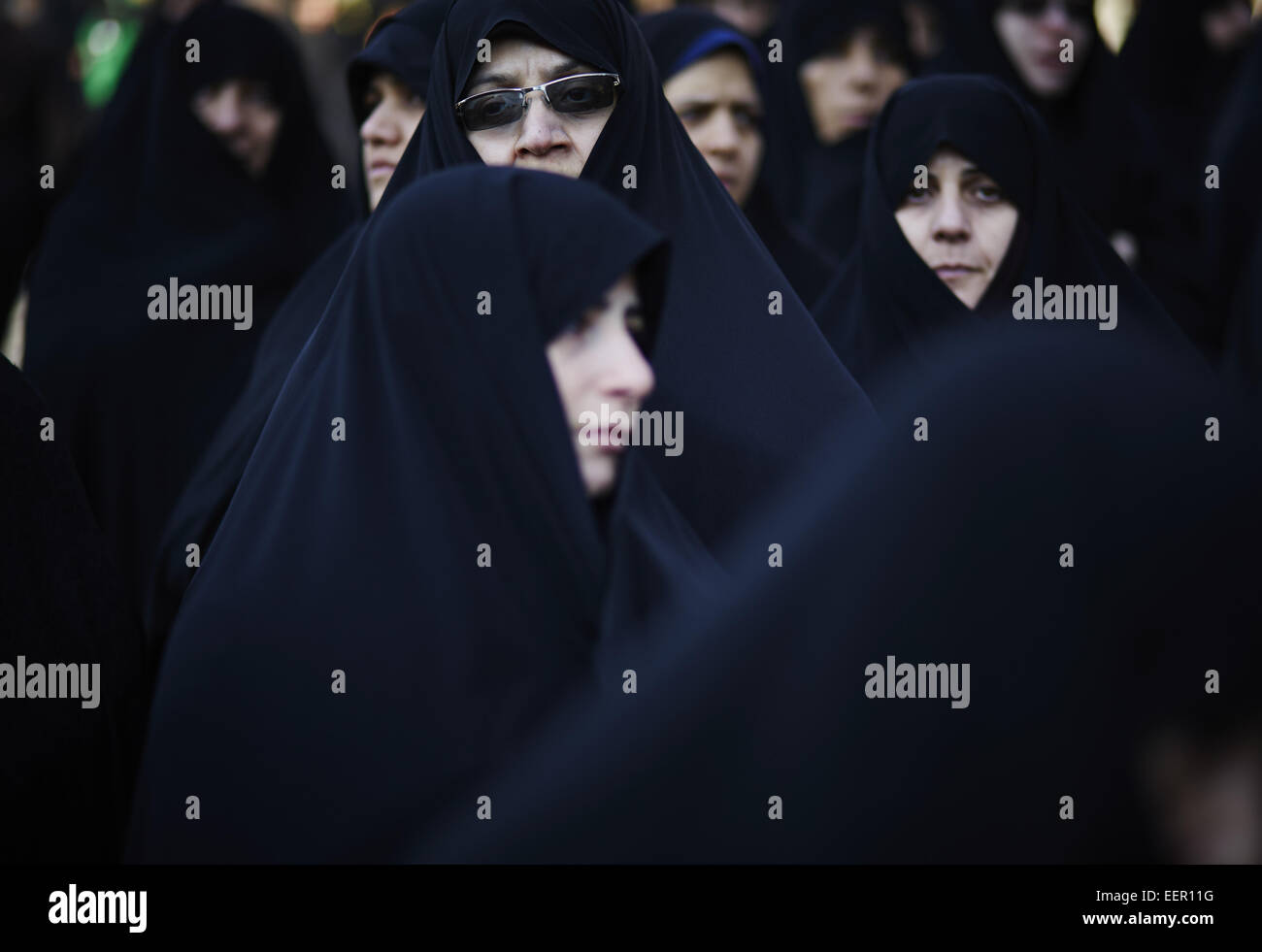 Iranian women fighters hi-res stock photography and images - Alamy