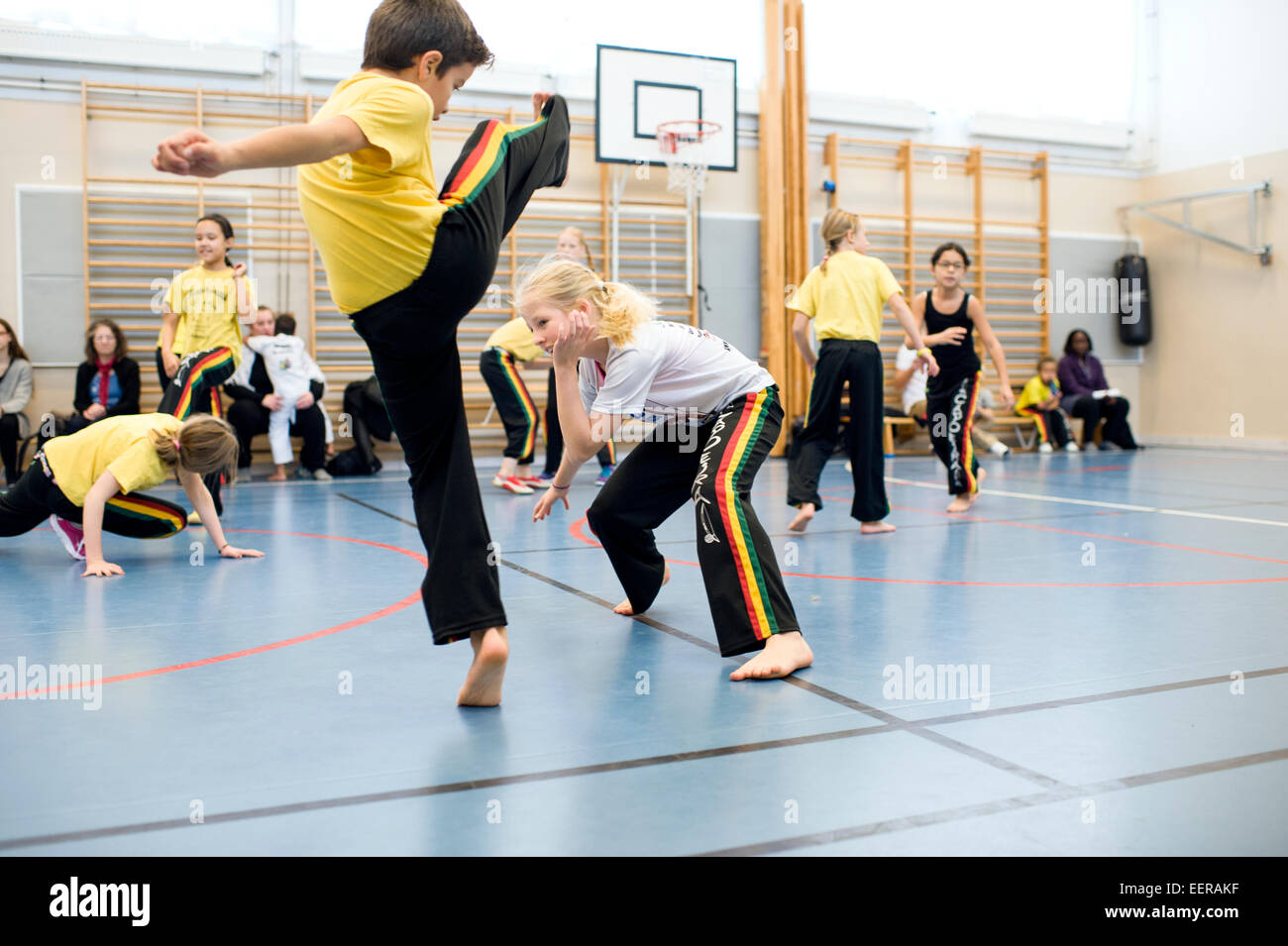 Capoeira training for kids Stock Photo - Alamy