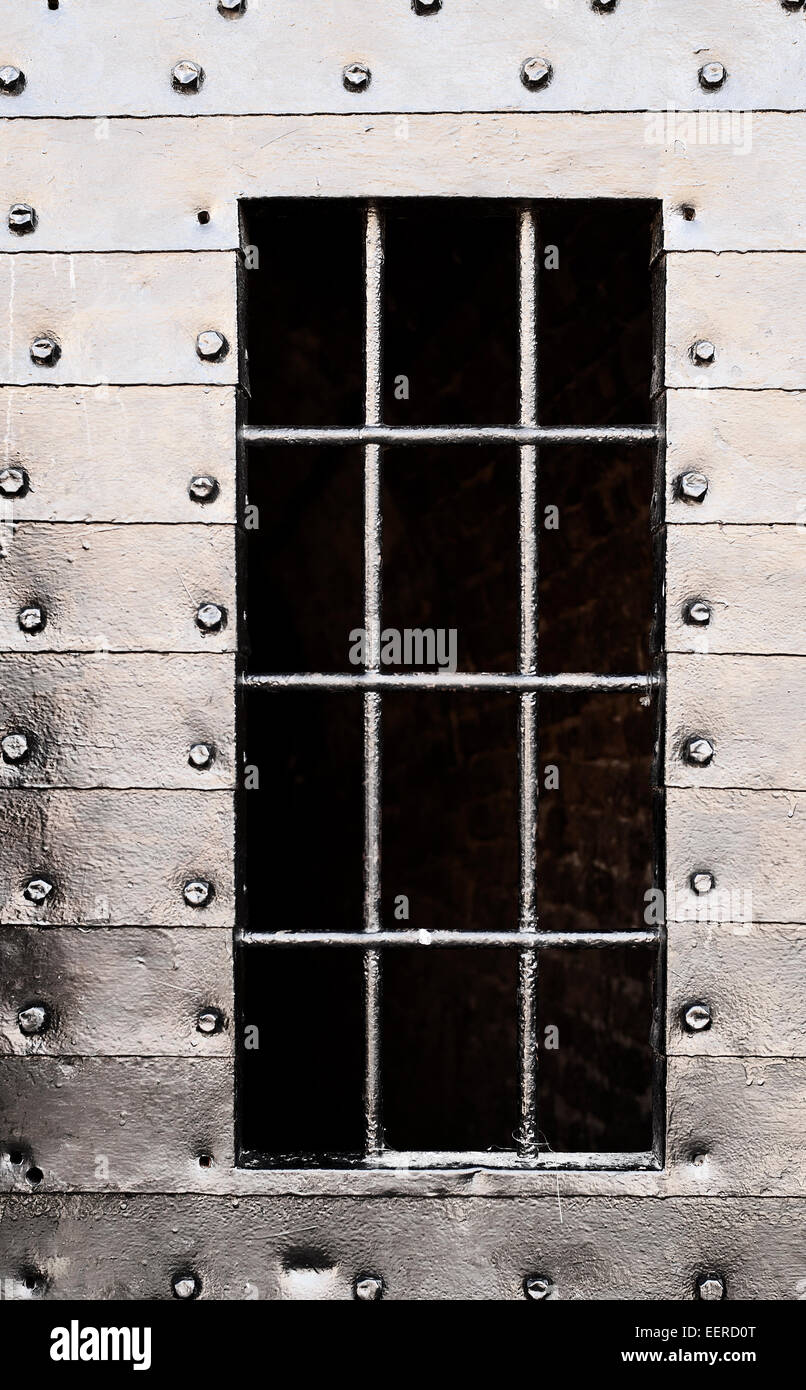 Metal jail cell hi-res stock photography and images - Alamy