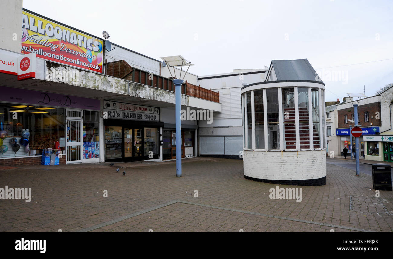 Newhaven East Sussex UK 16th January 2015 - The run down High Street ...
