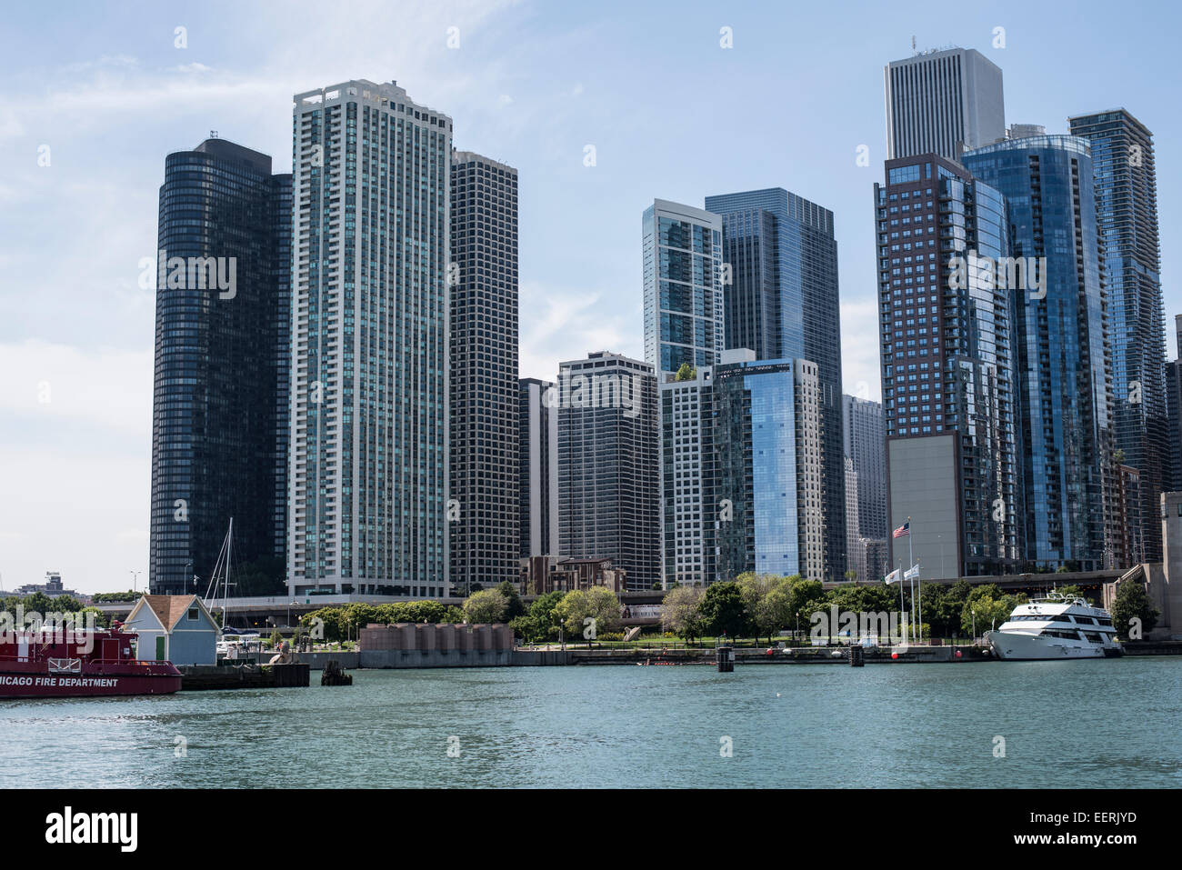 Chicago , classic and modern buildings,view from river Stock Photo - Alamy