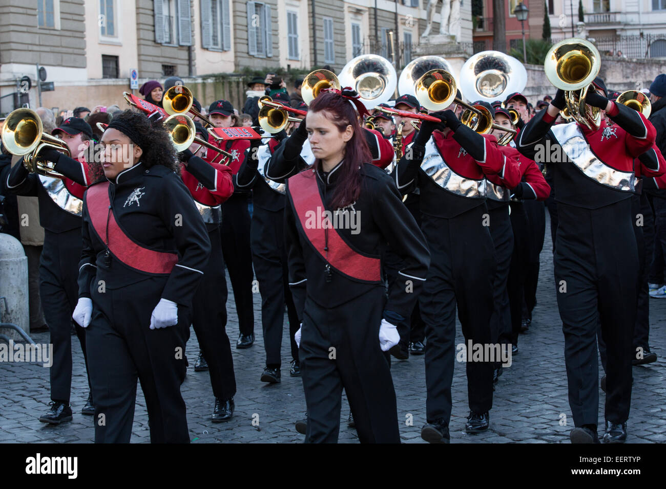 Majorettes and sbandieratori in Piazza del Popolo, Rome, Italy Stock ...