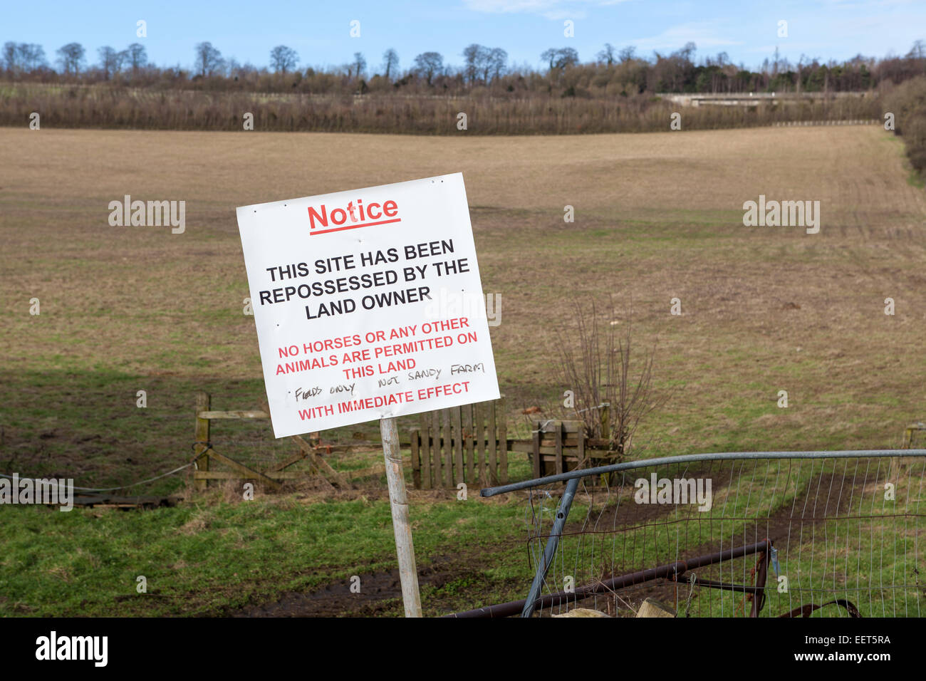 notice of repossession by the land owner Stock Photo - Alamy