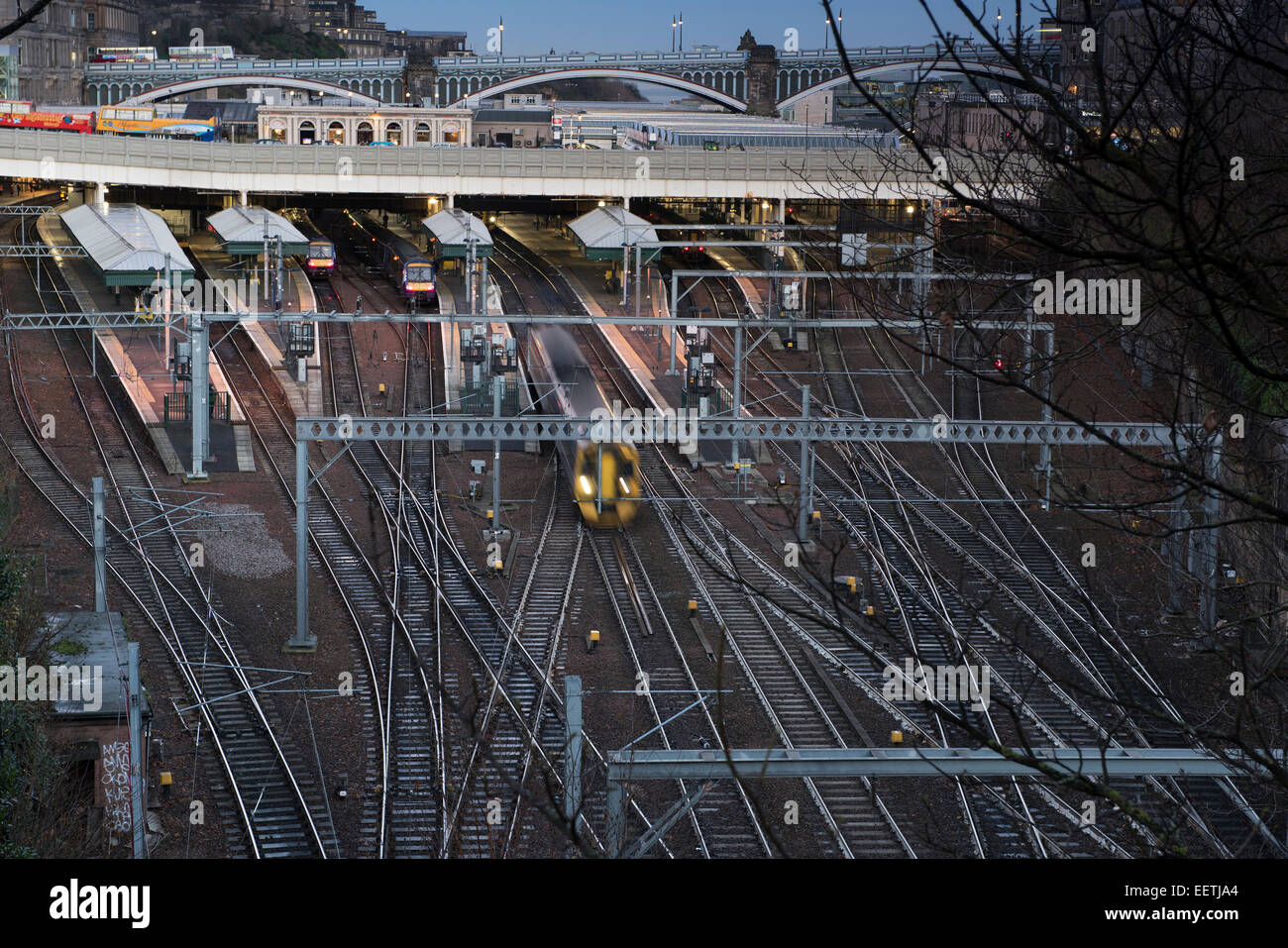 Waverley station hi-res stock photography and images - Alamy