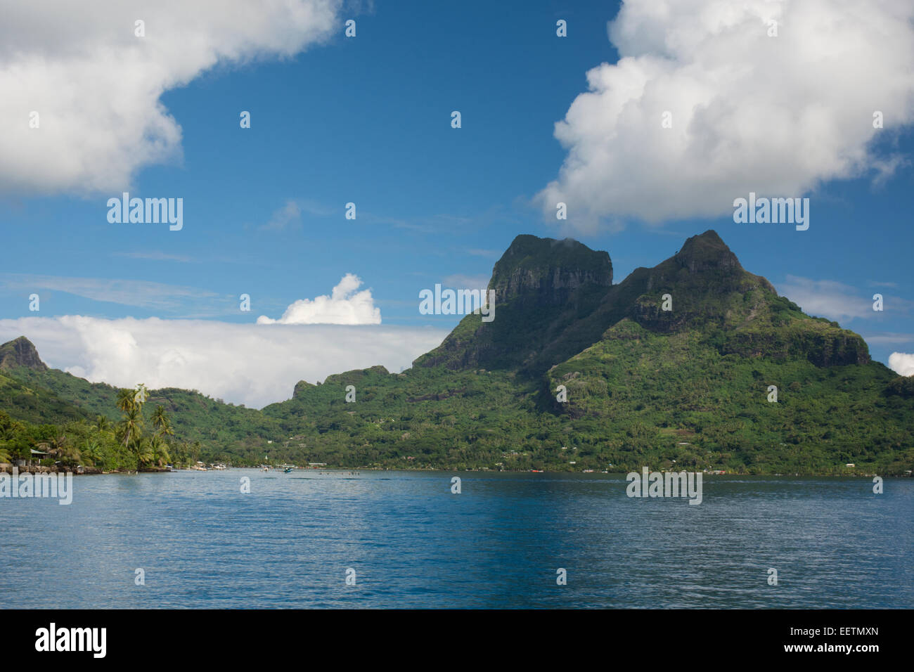 French polynesia volcano hi-res stock photography and images - Alamy