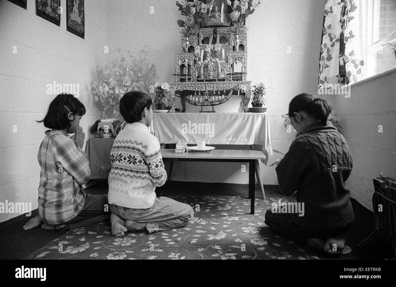 Hindu home shrine hi-res stock photography and images - Alamy