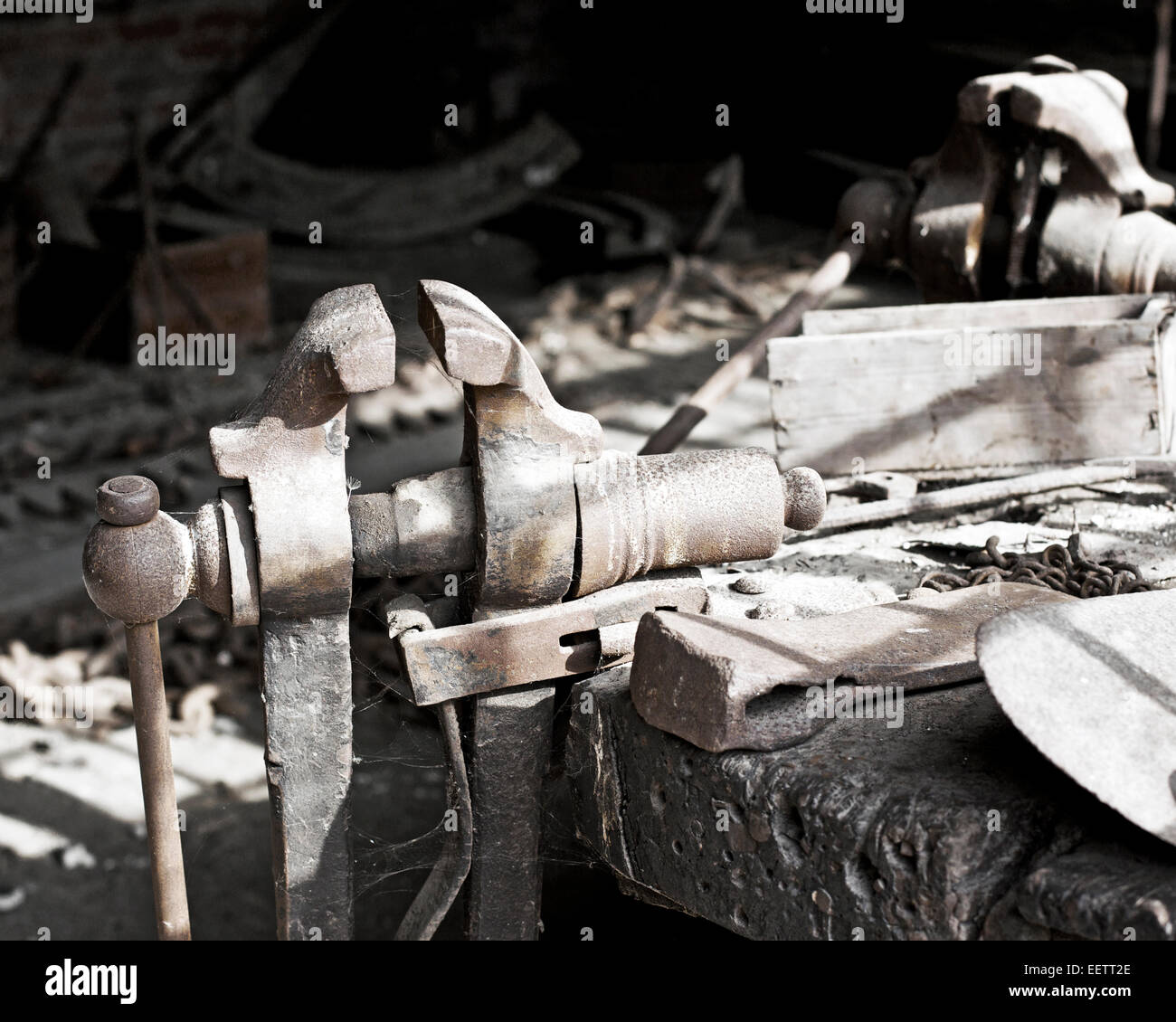 old bench vice Stock Photo - Alamy