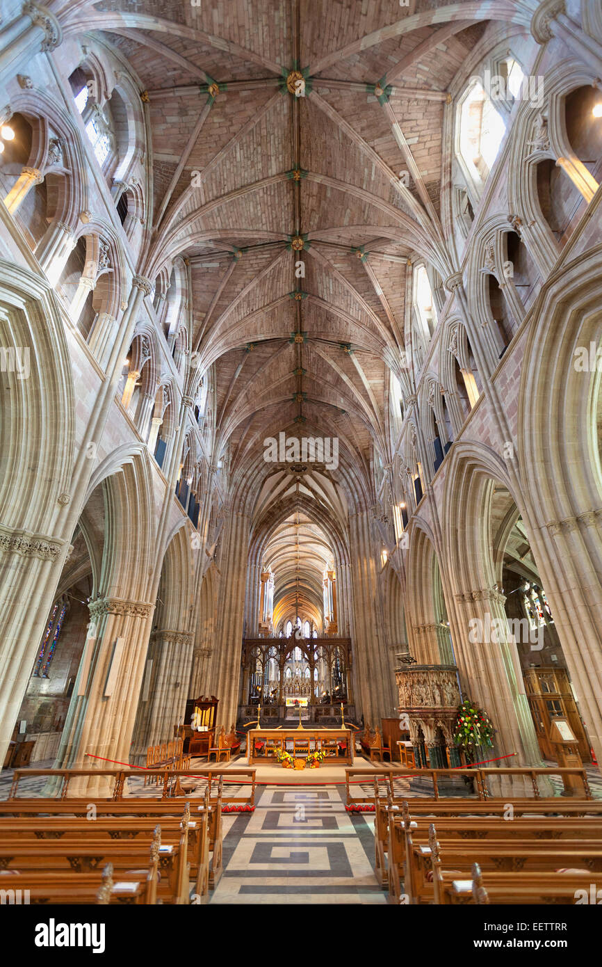Interior of Worcester Cathedral Stock Photo - Alamy